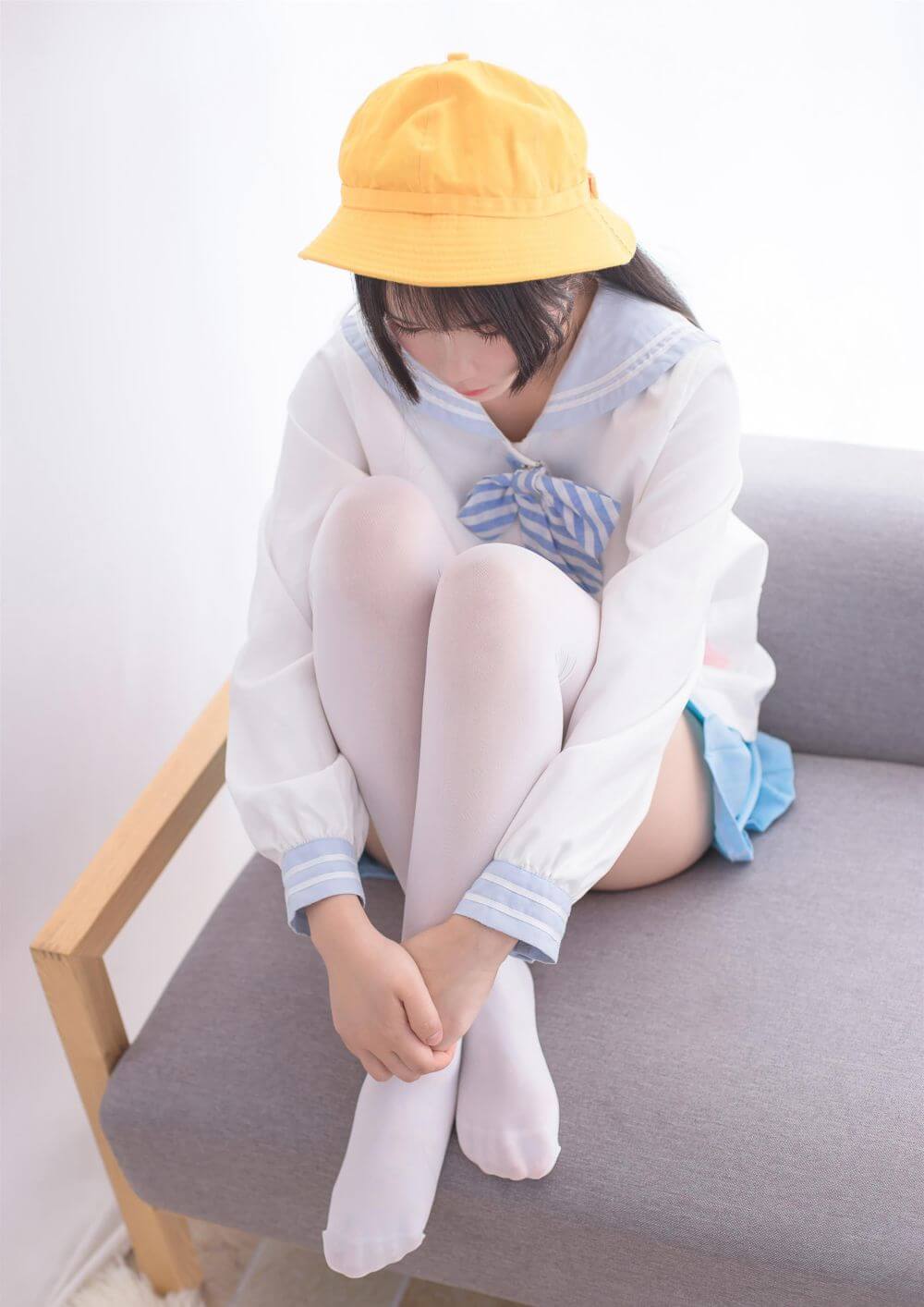 [轻兰映画] SPL.008 高颜值美少女白丝 - 爱新番