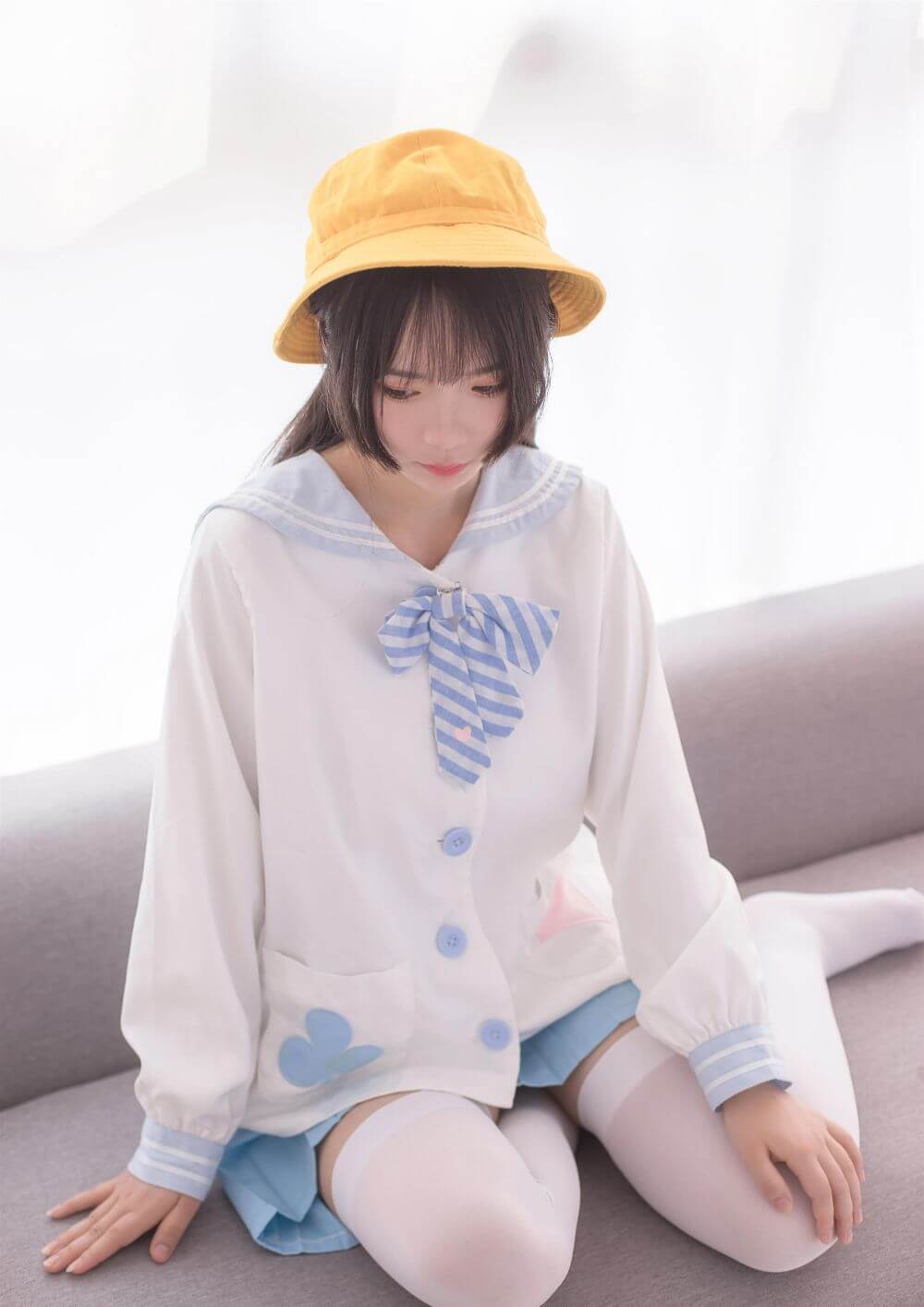 [轻兰映画] SPL.008 高颜值美少女白丝 - 爱新番